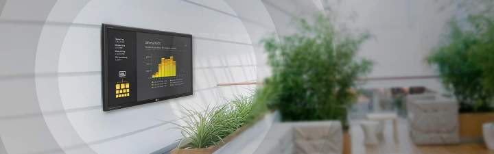 Solarfox large displays – photovoltaic display - SOLARFOX®